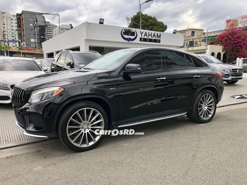 Mercedes-Benz Basico 2016 US$67900 : República Dominicana