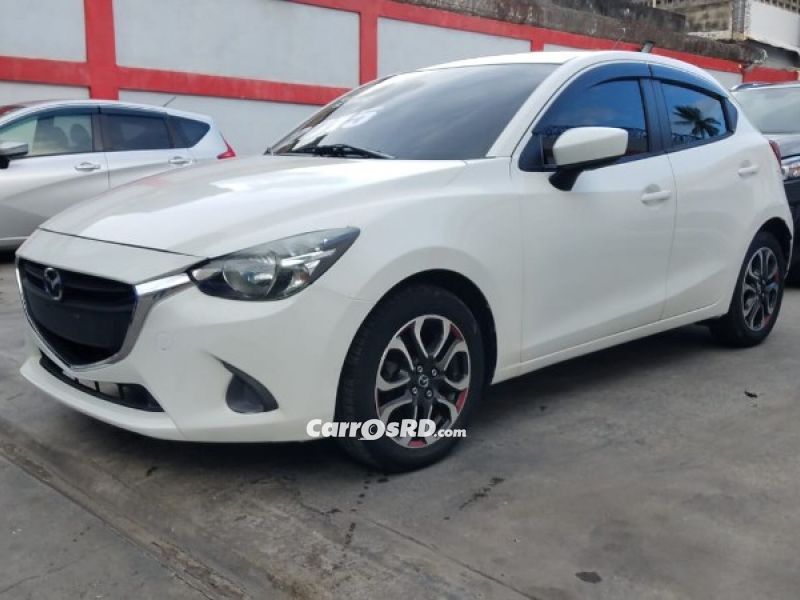 Mazda Demio Básico 2015 RD$695000 : República Dominicana