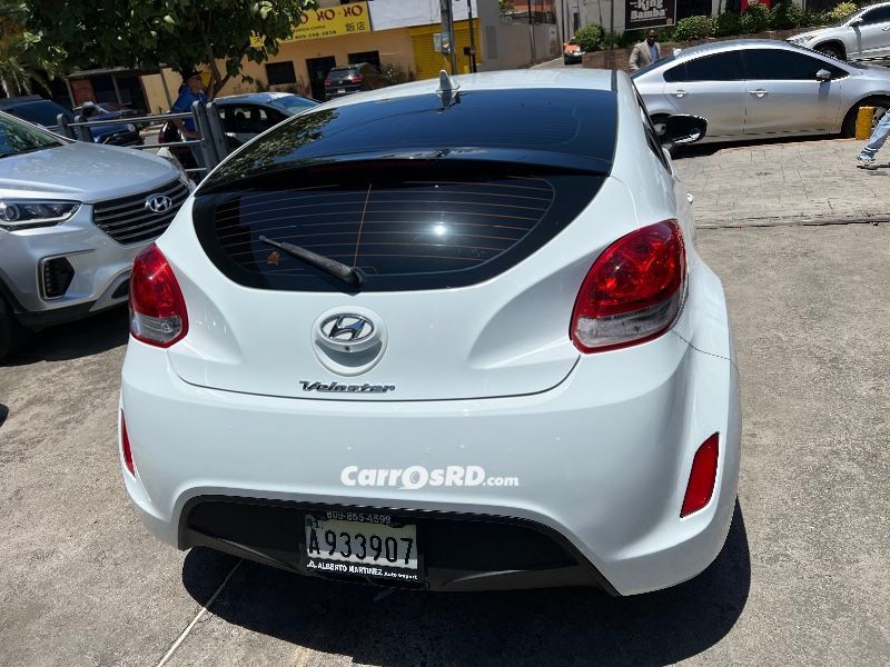 Hyundai Veloster Básico 2016 RD$695000 : República Dominicana