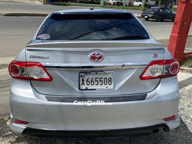 Toyota Corolla CE 2012 RD$799000 : República Dominicana