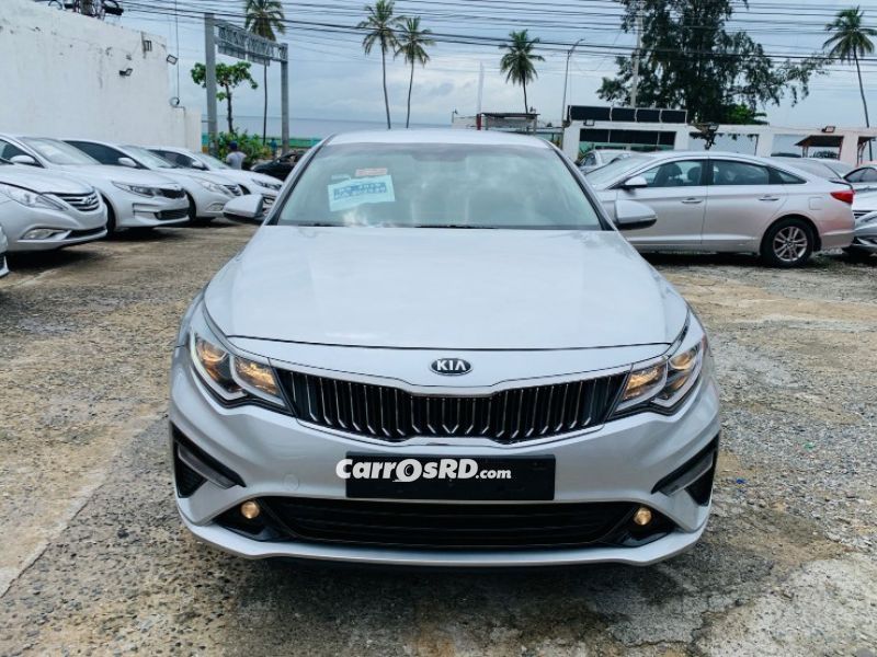 Kia K5 Básico 2019 RD$840000 : República Dominicana