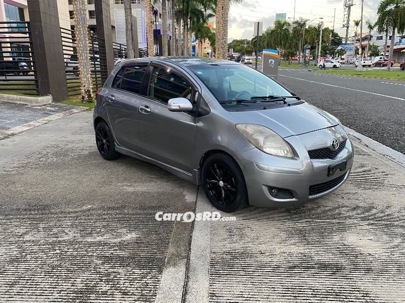 Toyota Vitz Básico 2008 RD$385000 : República Dominicana