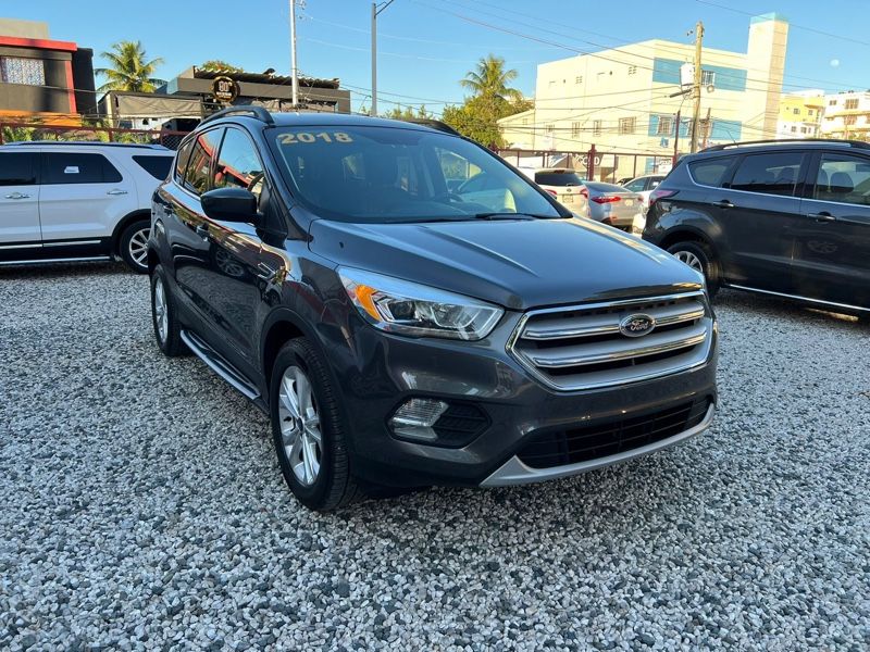 Ford Escape SEL Ecoboost 2018 en Santo Domingo Este