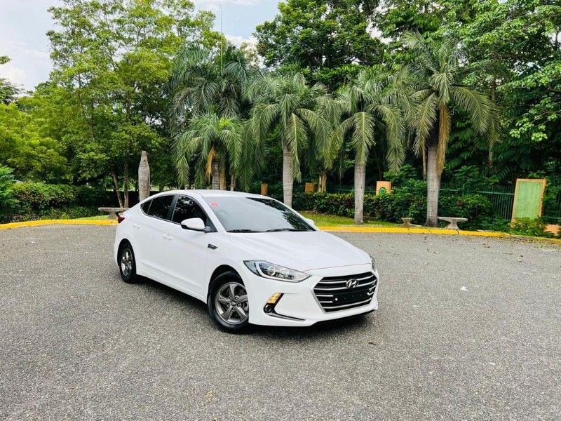 Hyundai Avante LPI 2018 en Santo Domingo Norte