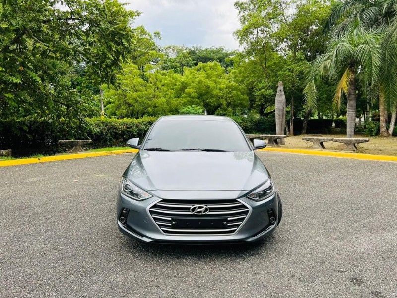 Hyundai Avante LPI 2018 en Santo Domingo Norte