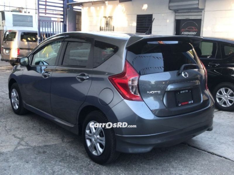 Nissan Versa SV 2018 RD$715000 : República Dominicana