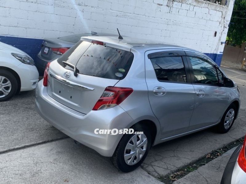 Toyota Vitz Básico 2018 RD$740000 : República Dominicana