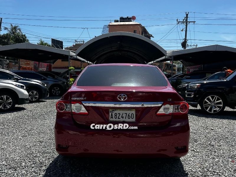 Toyota Corolla Básico 2013 RD$590000 : República Dominicana