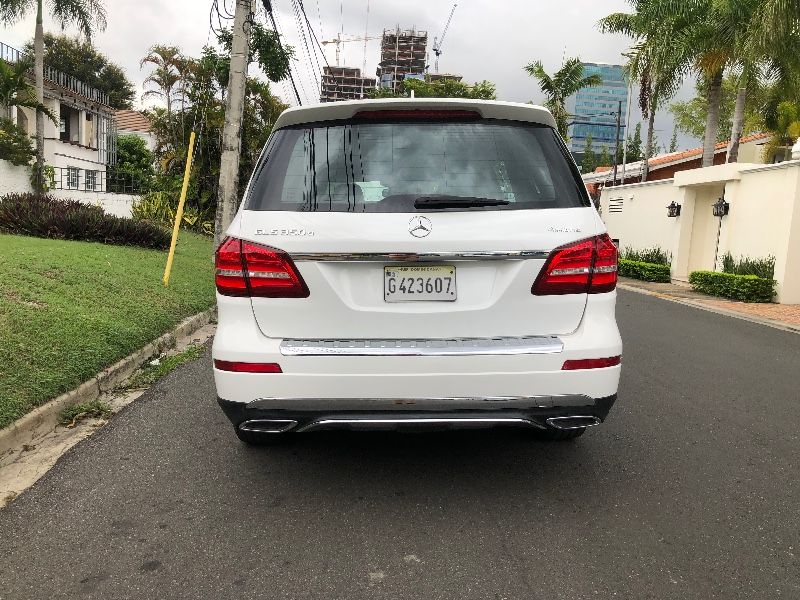 Mercedes-Benz Clase GL 350 2018 en Santo Domingo