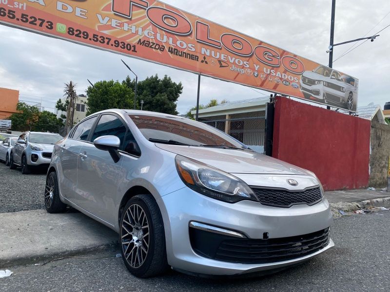 Kia Rio EX 2017 en Santo Domingo Este