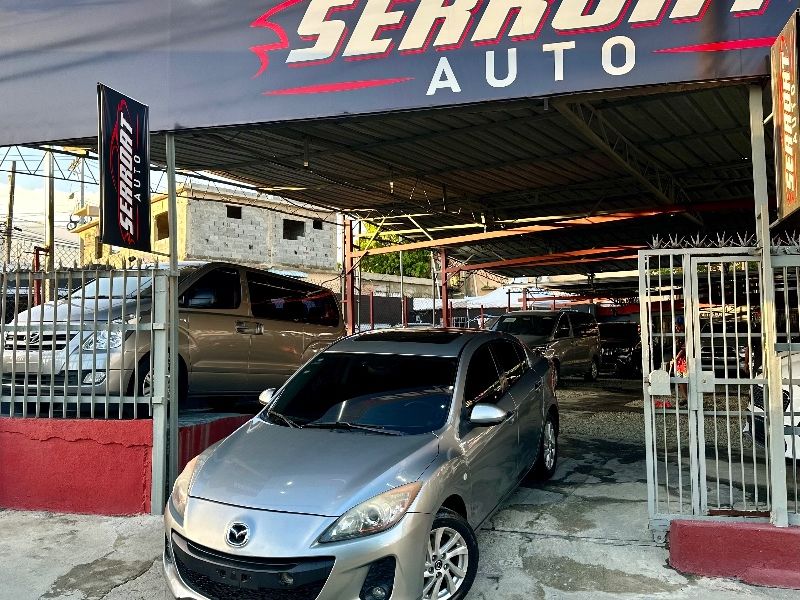 Mazda 3 Básico 2014 en Santo Domingo Norte