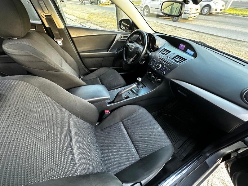 Mazda 3 Básico 2014 en Santo Domingo Norte