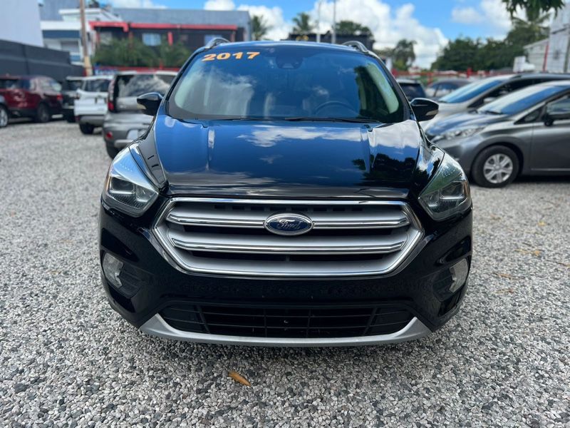 Ford Escape Titanium Ecoboost 2017 en Santo Domingo Este
