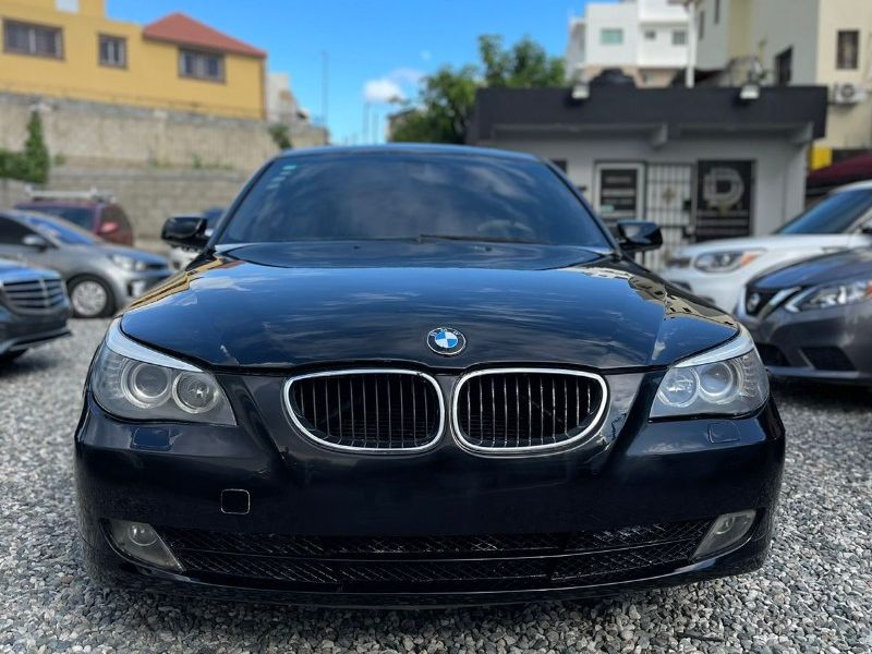 BMW Serie 5 525i 2009 en Santo Domingo Este