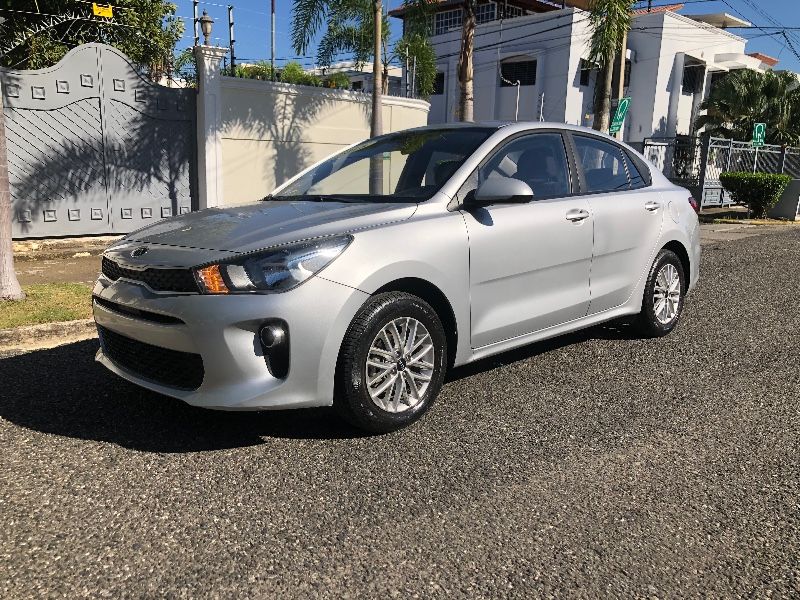 Kia Rio LX 2018 en Santo Domingo