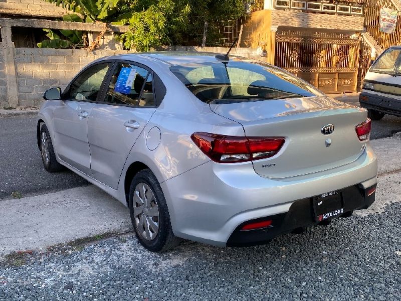 Kia Rio LX 2019 en Santo Domingo Este