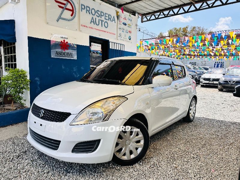 Suzuki Swift Básico 2013 RD$475000 : República Dominicana