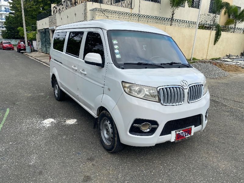 Shineray Passenger Van 11 Pasajeros 2017 en Santo Domingo